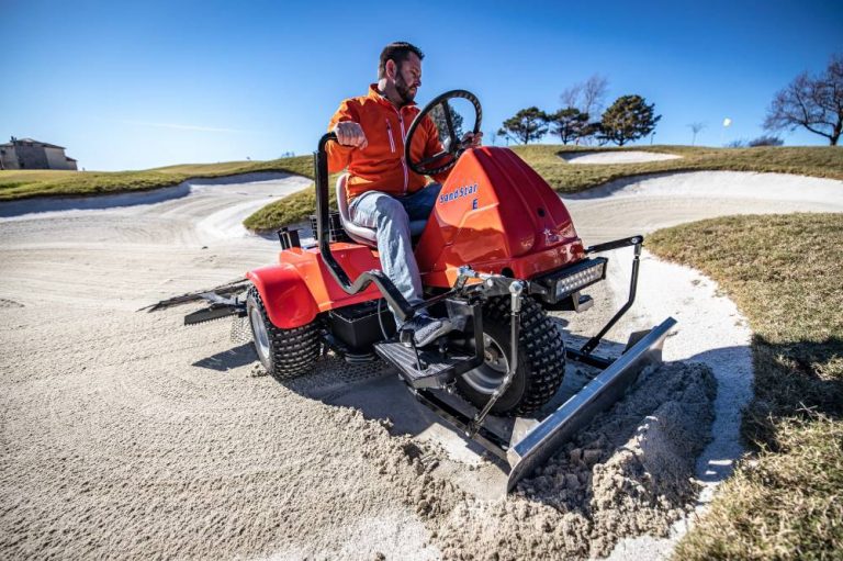 Battery powered bunker rakes from Smithco - Landscape and Amenity ...