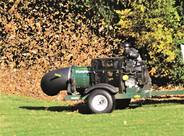 Turfco Torrent 2 – Year-round precision clean-up - Landscape and ...
