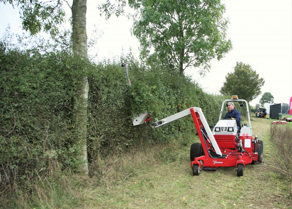 Versatility for hedge, verge, pond and riverbank maintenance ...