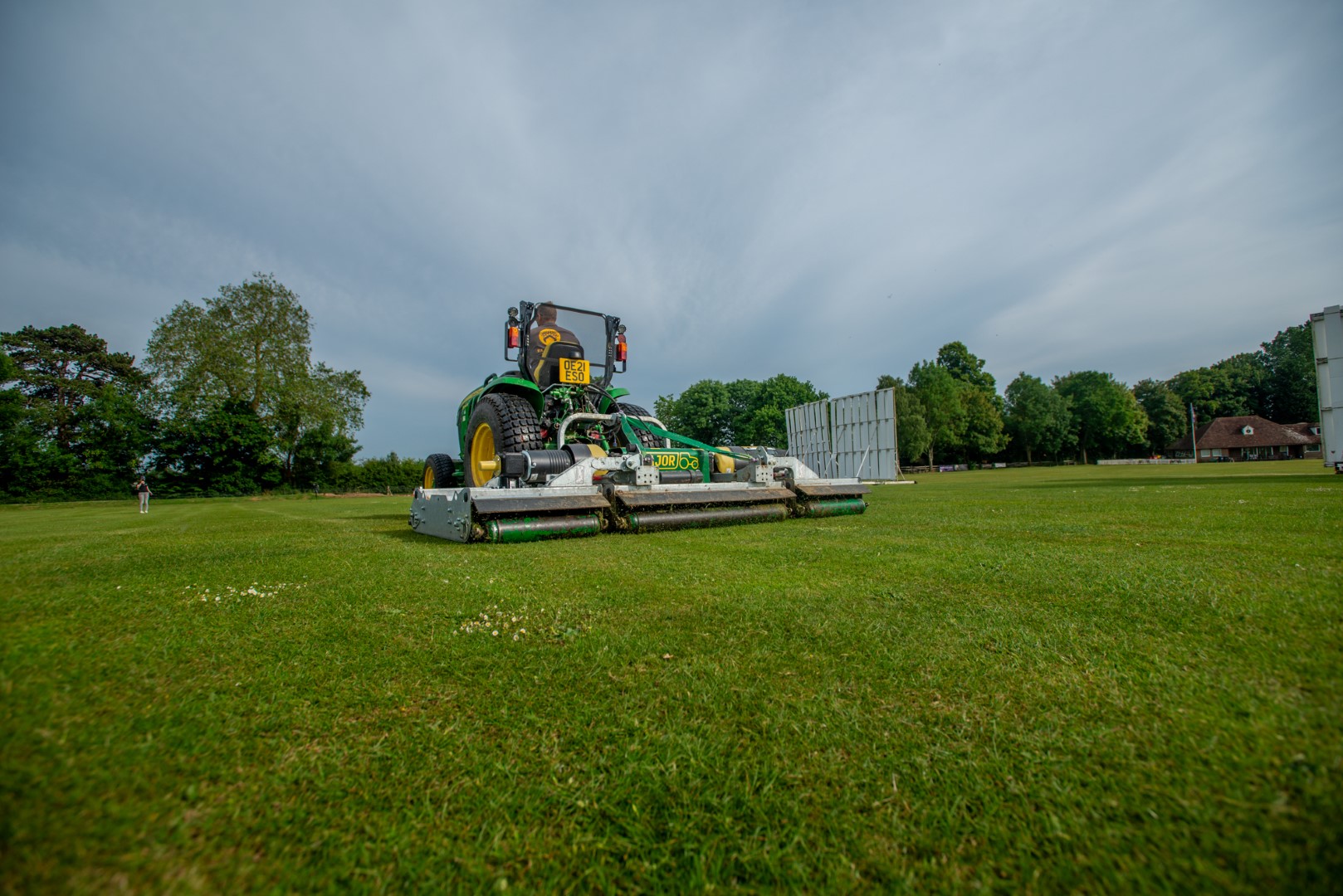 Superb mower for an elite turf finish - Landscape and Amenity Product ...